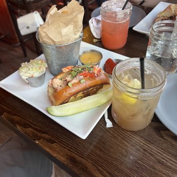 LITTLE BARN - Updated December 2024 - 146 Photos & 132 Reviews - 901 ...