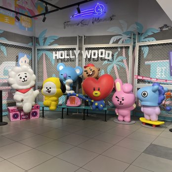 LINE FRIENDS STORE - HOLLYWOOD - Updated December 2025 - 1656 Photos ...