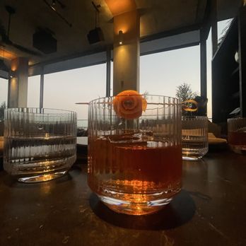 TENFOLD ROOFTOP - Updated June 2025 - 128 Photos & 77 Reviews - 431 S ...