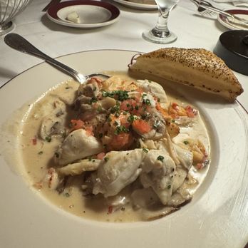 BONES - Updated August 2025 - 1628 Photos & 1345 Reviews - 3130 ...