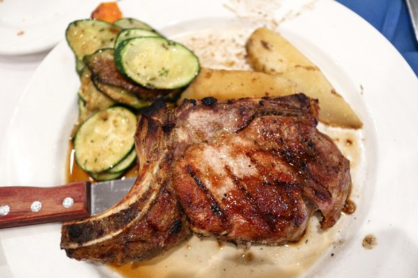 DEMETRI’S GREEK RESTAURANT - Updated June 2025 - 274 Photos & 292 ...