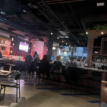 VINTAGE ON RACE - Updated October 2025 - 67 Photos & 29 Reviews - 500 Race St, Cincinnati, Ohio ...