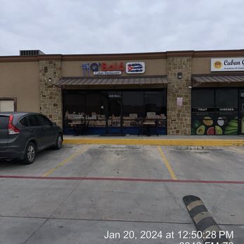 Q’ BOLA - Updated December 2025 - 57 Photos & 27 Reviews - 8340 FM 78 ...