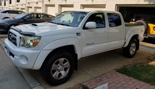 AUTO BODY WORLD - Updated December 2025 - 25 Photos & 92 Reviews - 9425 ...