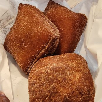 BEN’ YAYS - Updated January 2025 - 84 Photos & 48 Reviews - 1028 King ...