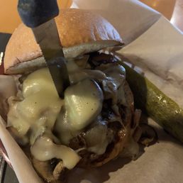 THE TOM X PUB - Updated October 2025 - 120 Photos & 173 Reviews - 100 ...