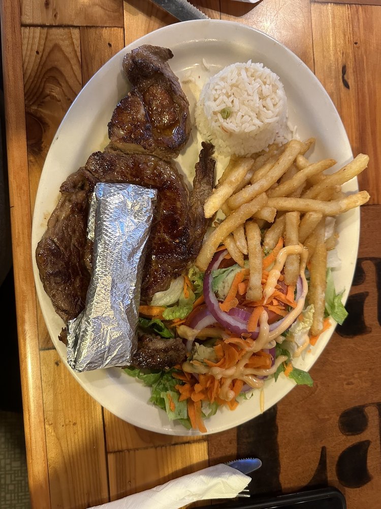 LA LAGUNA MARISCOS AND SUSHI - 26 Photos - 4205 Jaime Zapata Memorial ...