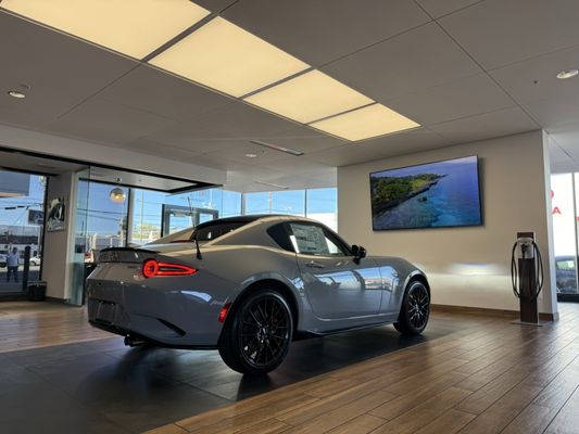 PUTNAM MAZDA - Updated September 2025 - 437 Photos & 1981 Reviews - 65 ...