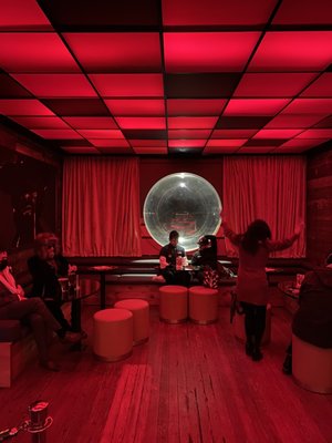 HIGH NOON - 33 Photos & 21 Reviews - Beer Bar - 2000 E Cesar Chavez St ...