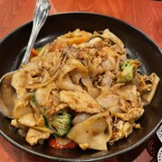 OCHA THAI KITCHEN & BAR - 1088 Photos & 520 Reviews - 317 Main Ave S ...