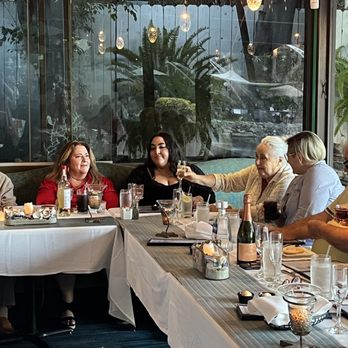 ANTHONY’S FISH GROTTO - Updated August 2024 - 1349 Photos & 1636 ...