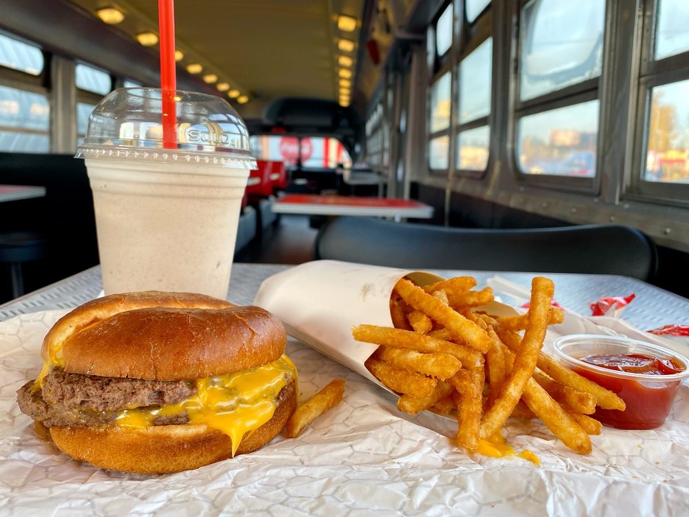 LUCKY’S DRIVE IN - 185 Photos & 288 Reviews - 13502 Pacific Ave S ...