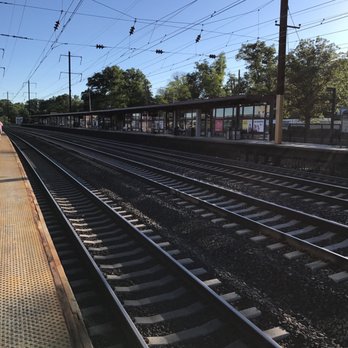 NJ TRANSIT METROPARK TRAIN STATION - Updated October 2025 - 107 Photos ...