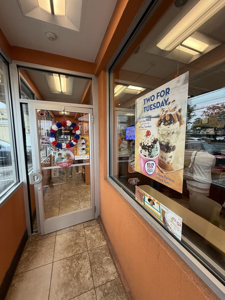 DUNKIN’ - Updated October 2025 - 28 Photos & 25 Reviews - 475 Hempstead ...