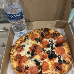 PATRONIES PIZZA - Updated September 2025 - 80 Photos & 221 Reviews ...