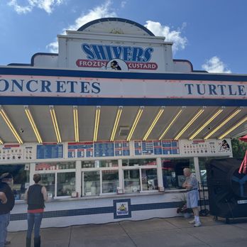 SHIVERS FROZEN CUSTARD & COFFEE - Updated October 2025 - 92 Photos ...
