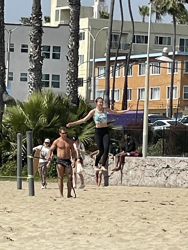 SANTA MONICA SLACKLINE PARK - Updated June 2024 - 22 Photos - 1748 ...