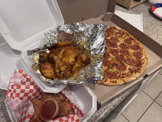 BULLDOGS PIZZA - Updated August 2024 - 30 Photos & 80 Reviews - 2021 ...