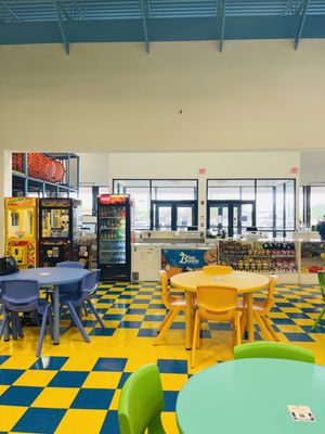 FUNVILLE PLAYGROUND AND CAFE VIRGINIA BEACH - Updated December 2025 ...