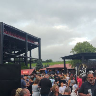 CREDIT UNION 1 AMPHITHEATER - Updated January 2025 - 31 Photos & 36 ...