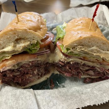 CARL’S DELICATESSEN RESTAURANT - Updated August 2025 - 154 Photos & 195 ...