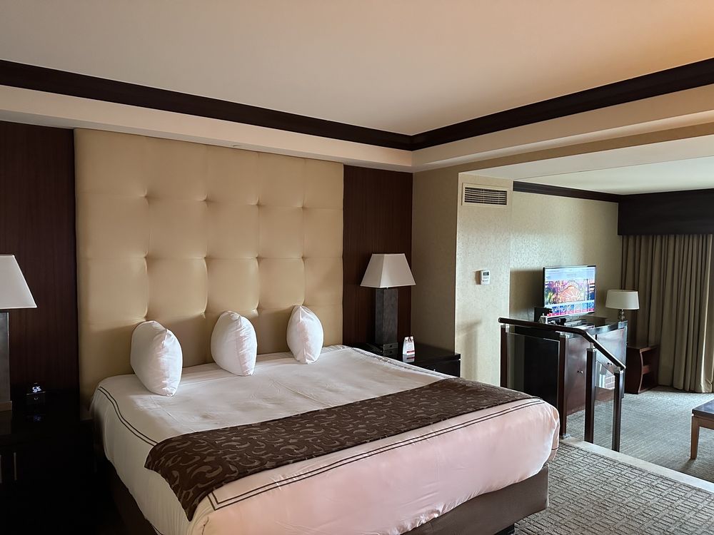 AMERISTAR CASINO RESORT SPA ST. CHARLES - 298 Photos & 256 Reviews ...