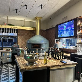 PIZZA TO THE RESCUE - Updated September 2024 - 203 Photos & 105 Reviews ...