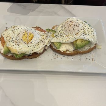 DIX CAFE - Updated May 2024 - 22 Photos & 34 Reviews - 1900 Long ...