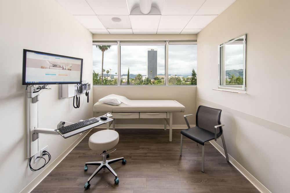 ASIA SULLIVAN, PA-C - Updated October 2024 - 12 Photos & 22 Reviews ...