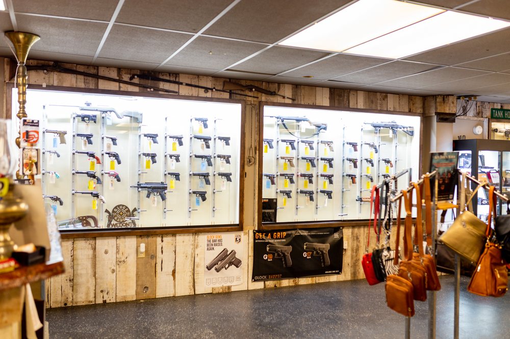 DOC HOLLIDAY’S GUNS - Updated January 2026 - 13 Photos & 27 Reviews ...