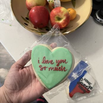 HAYLEY CAKES AND COOKIES - Updated December 2025 - 27 Photos & 23 ...