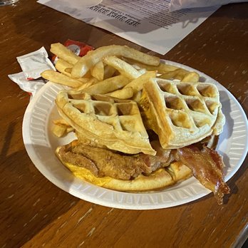 RED ROCK TAVERN with 160 real customer photos - Updated August 2024 ...