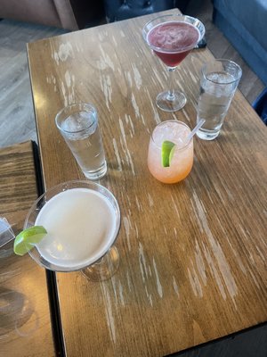 GLOW MARTINI LOUNGE - Updated May 2024 - 90 Photos & 114 Reviews ...