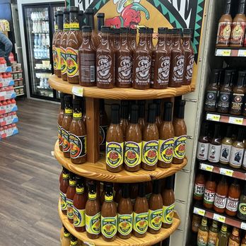 VALLEY FARM MARKET - Updated November 2025 - 404 Photos & 379 Reviews ...