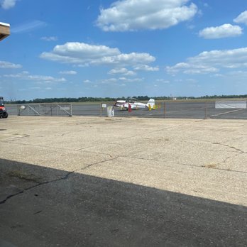 GRIDER FIELD RESTAURANT - Updated December 2025 - 15 Photos & 34 ...