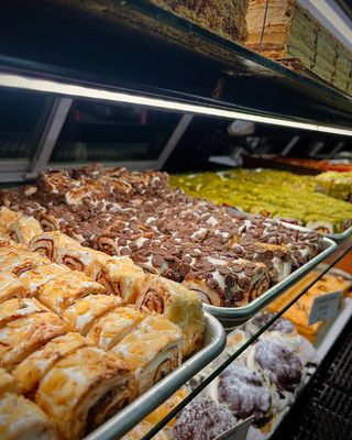 DEVON MARKET - Updated May 2026 - 68 Photos & 272 Reviews - 1440 W ...