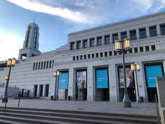 LDS CONFERENCE CENTER - 74 Photos & 29 Reviews - N Temple & Main St ...