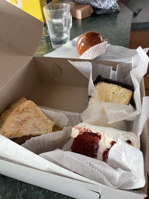 GOODMAN BAKES - Updated March 2025 - 38 Photos & 26 Reviews - 248 E Ave ...