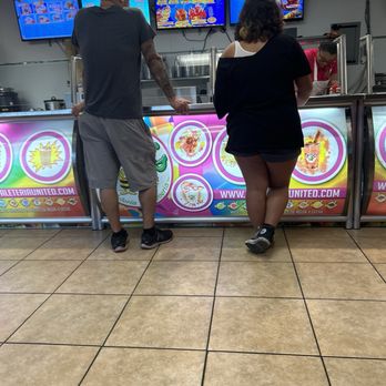 UNITED PALETERIA Y NEVERIA - Updated September 2025 - 203 Photos & 143 ...