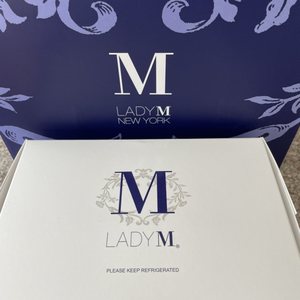 LADY M CAKE BOUTIQUE - 40 Photos & 18 Reviews - 5085 Westheimer Rd ...