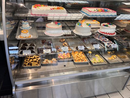 BUSKEN BAKERY - Updated November 2025 - 370 W Kemper Rd, Cincinnati ...