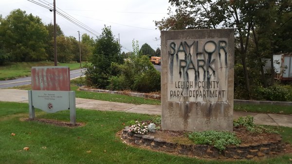 SAYLOR PARK - Updated August 2025 - 14 Photos - 245 North 2nd St ...