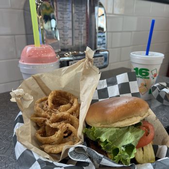 DOOZIES - Updated October 2025 - 77 Photos & 65 Reviews - 4105 S 11th ...