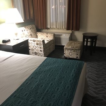 HOWARD JOHNSON HOTEL BY WYNDHAM NEWARK AIRPORT - Updated May 2025 - 100 ...