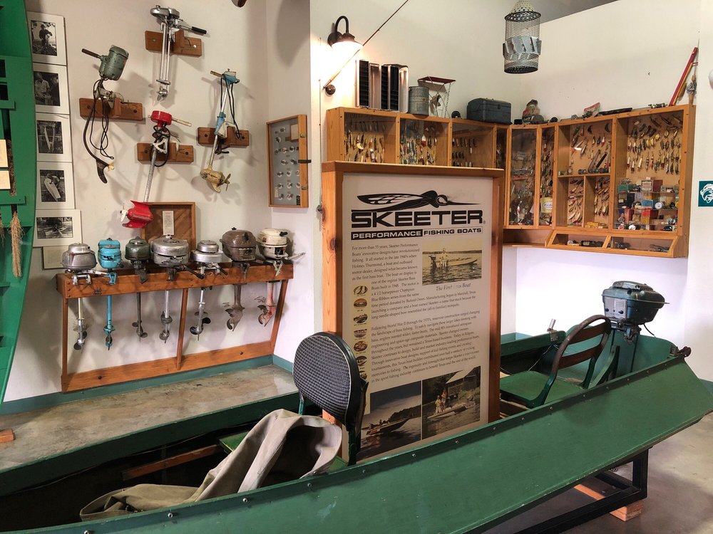 TEXAS FRESHWATER FISHERIES CENTER - 66 Photos & 16 Reviews - Aquariums ...