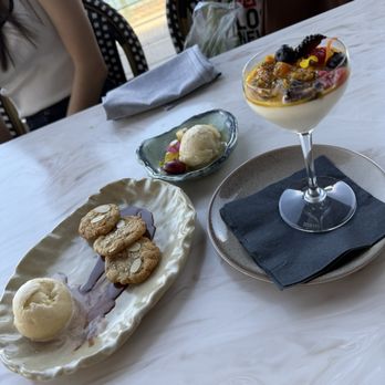 ALORA - Updated September 2025 - 435 Photos & 122 Reviews - Pier 3, San ...