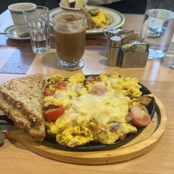 MOUNTAINSIDE CAFE - Updated April 2025 - 235 Photos & 158 Reviews - 251 ...