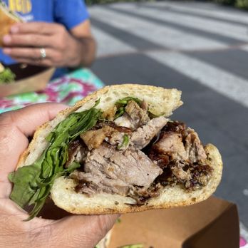 ROLI ROTI GOURMET ROTISSERIE - Updated September 2024 - 1949 Photos ...