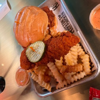 HOUSTON TX HOT CHICKEN - Updated December 2024 - 423 Photos & 214 ...