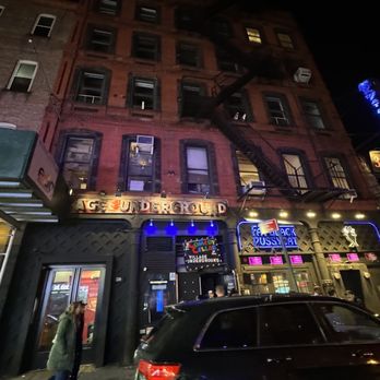 COMEDY CELLAR - 267 Photos & 1276 Reviews - 117 MacDougal St, New York ...